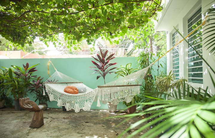 Cozy • Fast Wifi • Tv • Ac • Tesla Backup • Beach - San Juan