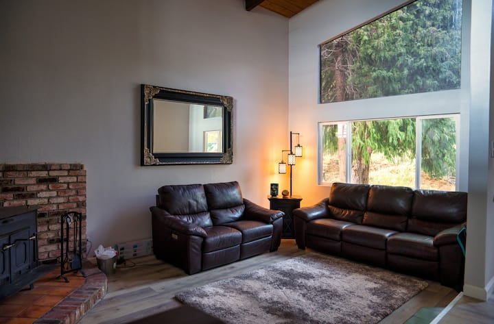 Beautiful Lake View Home W/ Decks - Crimson Ridge, Kelseyville
