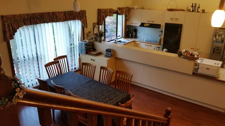 Large Room Suitable For Couples Or Families. - Virginia