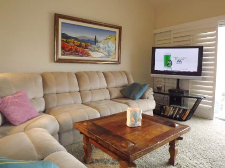 Gorgeous, Golf Condo With Fabulous Views! Private - La Quinta, CA