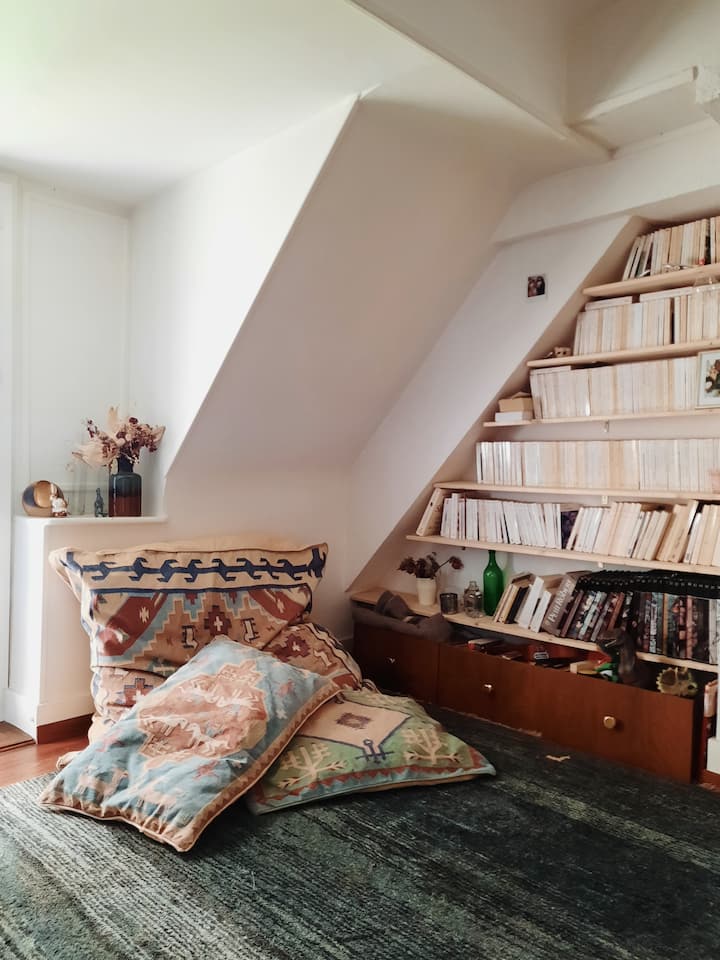 Cozy Room Under The Roof With A Small Terrase - Vevey
