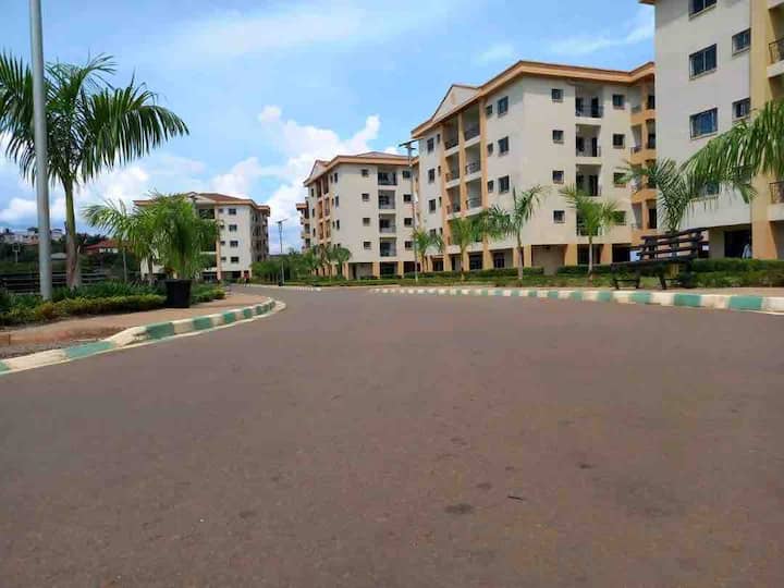 Meublé De Deux Chambres, Wifi Gratuit En Illimité - Yaounde