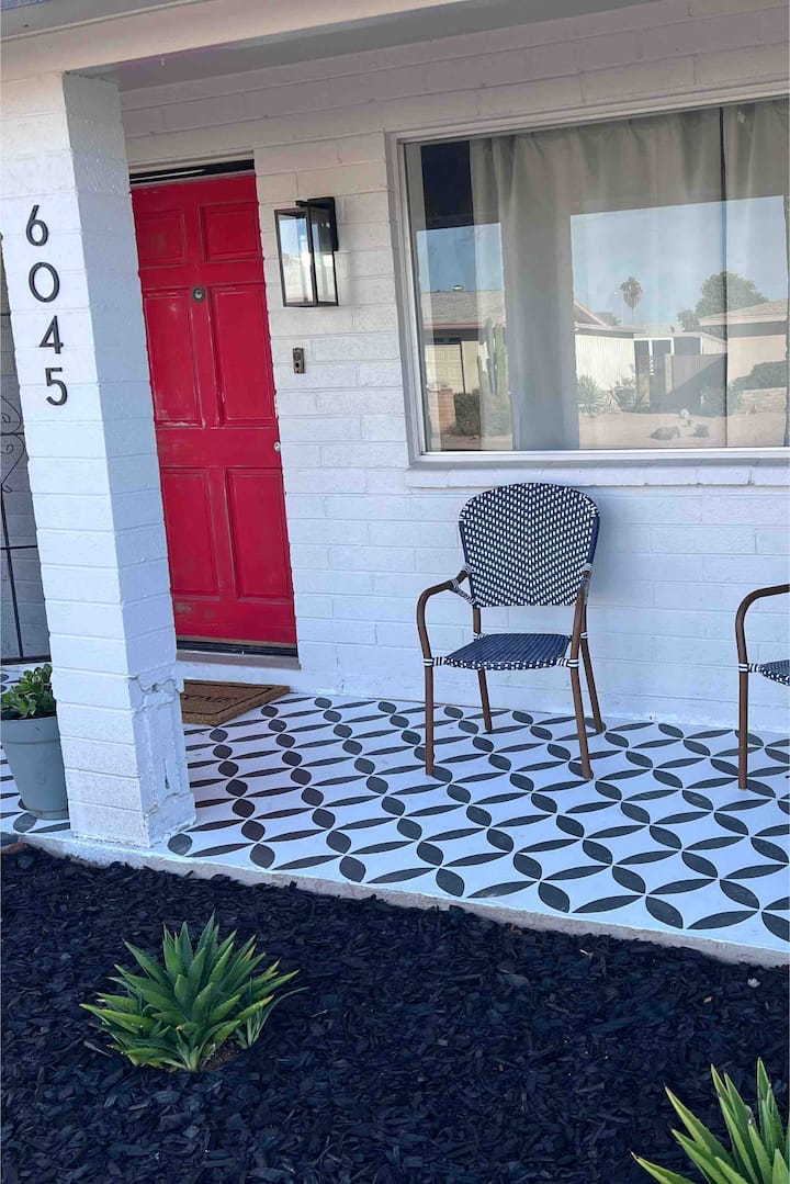 Mesa Home- Newly Remodeled- Quiet 55+ Community - Mesa, AZ