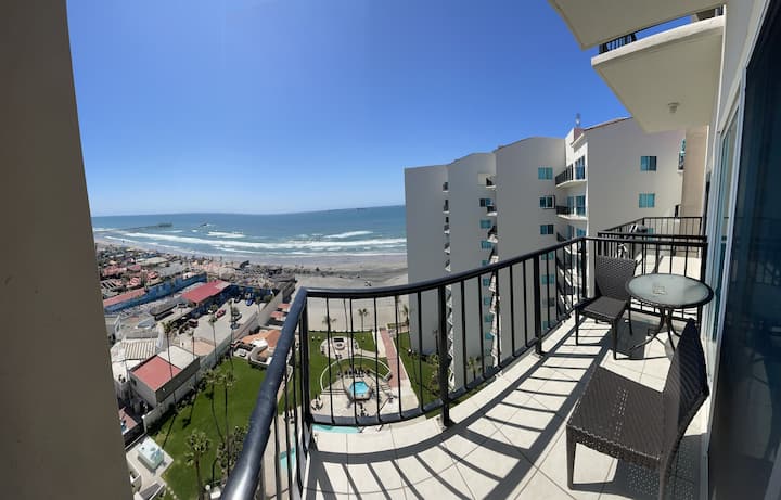 Beachfront Penthouse In Downtown - Rosarito