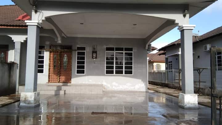 D'paka 2020 Homestay - Paka