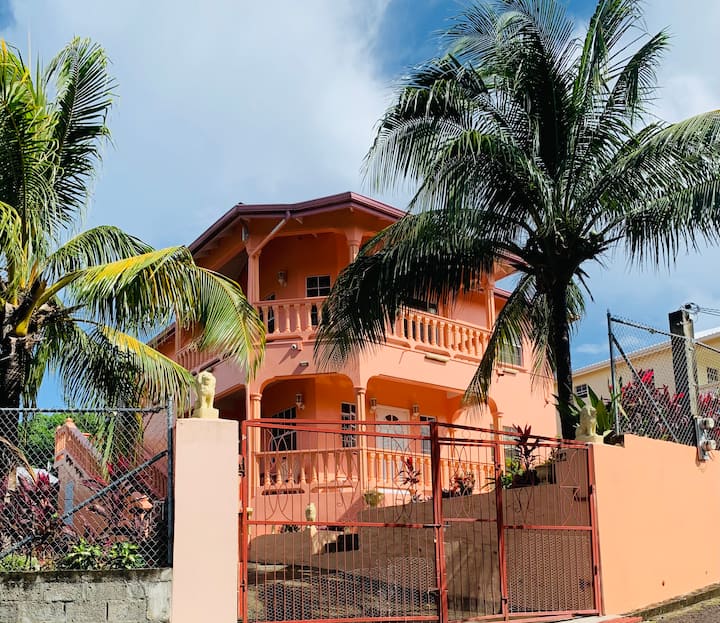 Su Hogar Lejos De Casa - Santa Lucía