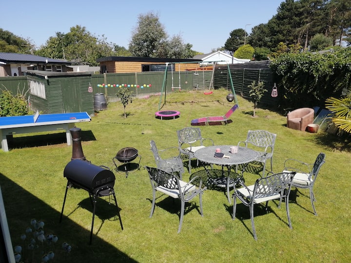 Lovely Beach Cottage 1 Minute Walk From Beach - Cleethorpes