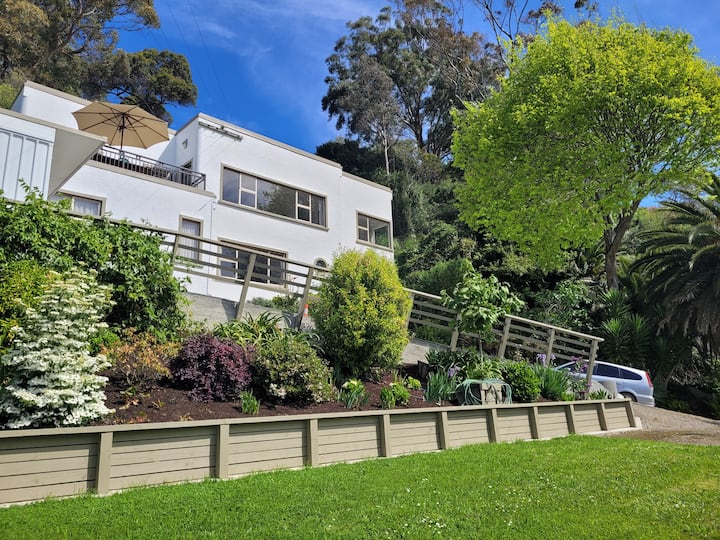 The White House. Stylish Art Deco. - Whanganui