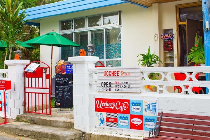 Ucchee's Cafe At Okinawa Moon - Okinawa