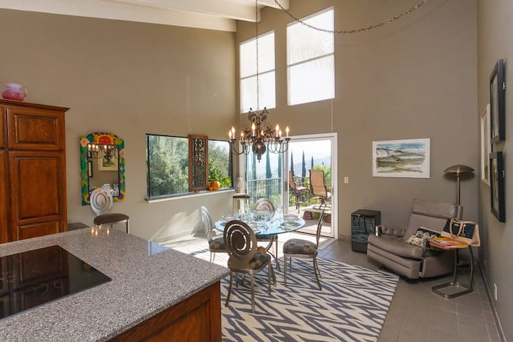 Architectural Resort Home With Views, Pool, Spas - Escondido, CA