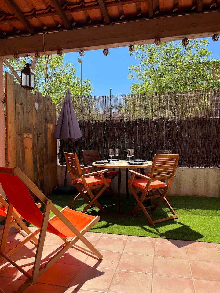 Superbe Mazet Avec Terrasse - Cogolin