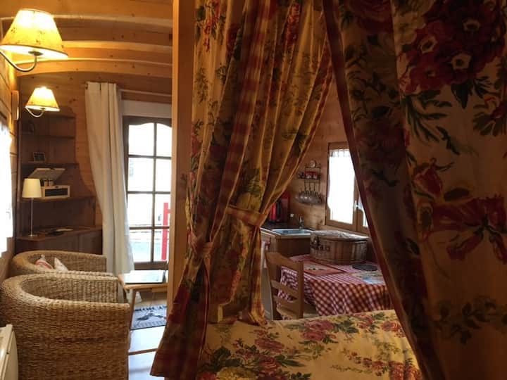 Roulotte Occitane Du Moulin: Chic Et Tout Confort - L'Isle-Jourdain