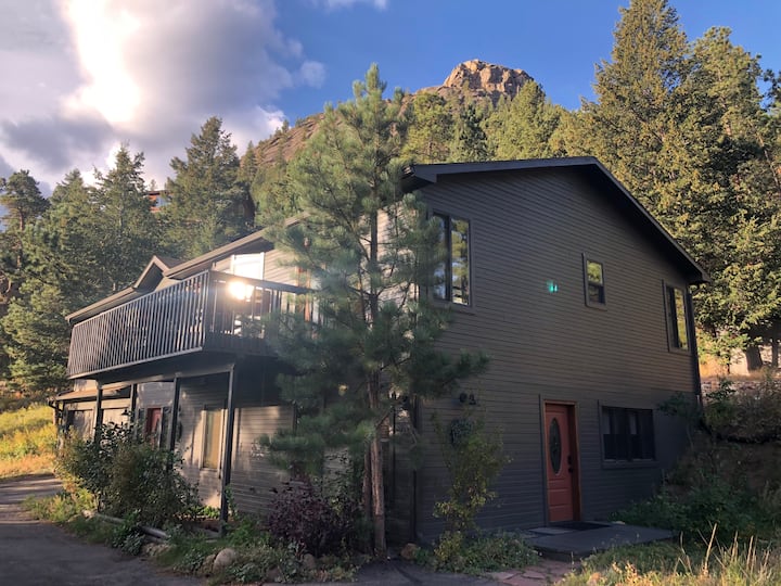 5 Br 3 Bth Sleeps Up To 14 Close To Rmnp & Dntwn - Estes Park, CO