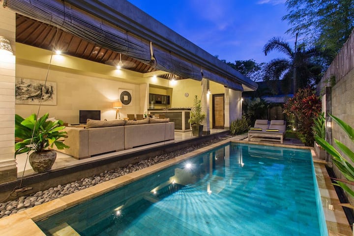 Spacious & Central - Walking Distance To Beach - Indonesia