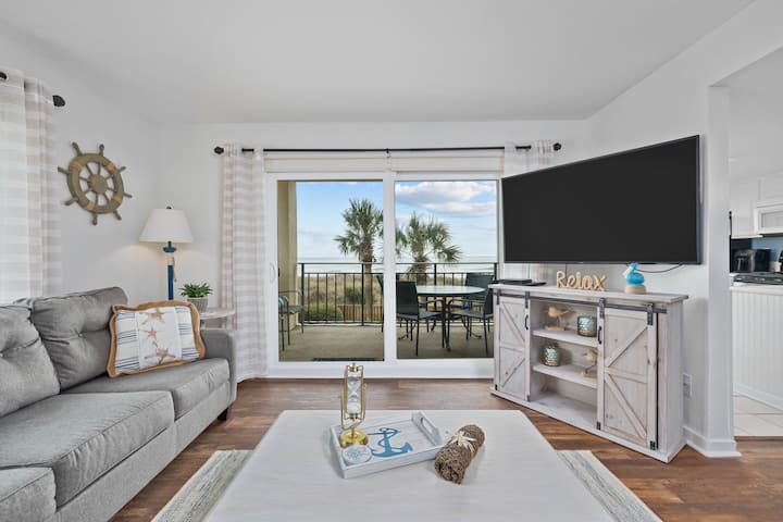 Coastal Cottage Oceanfront Condo-breathtaking View - North Myrtle Beach, SC