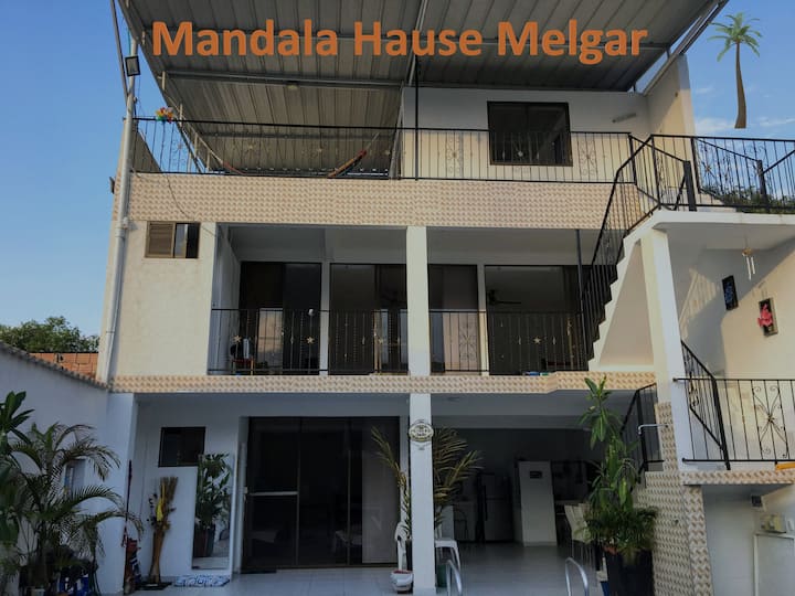 Mandala Hause Melgar / Casa De Los Abuelos - Melgar