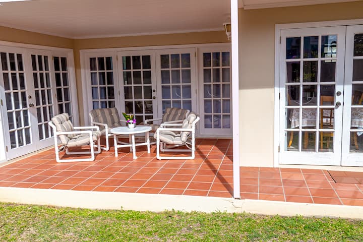 Convenient 3bdrm Home | 2 Min Walk To Reduit Beach - Saint Lucia