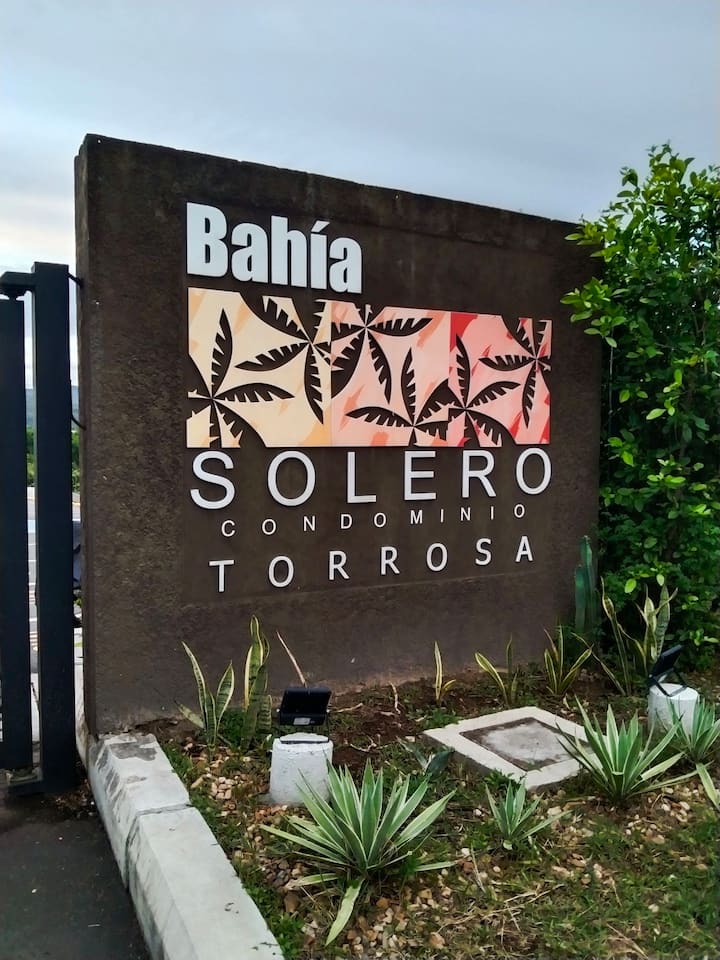 Casa De Lujo... Descanso Y Comodidad En Un Solo Lugar! - Girardot