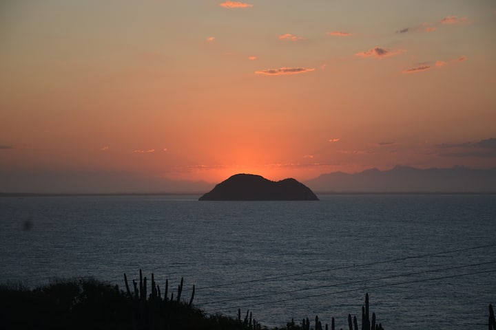 Mansao Cinematografica Ate 23 Pessoas - Brazil