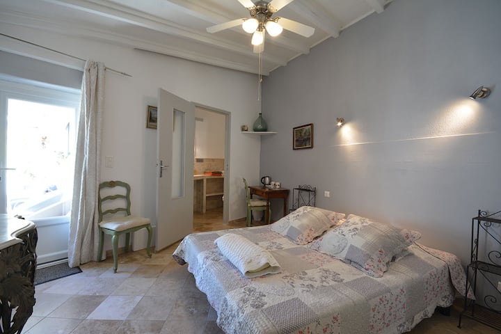 Chambre Verte, Chez Monique Bédoin - Bédoin