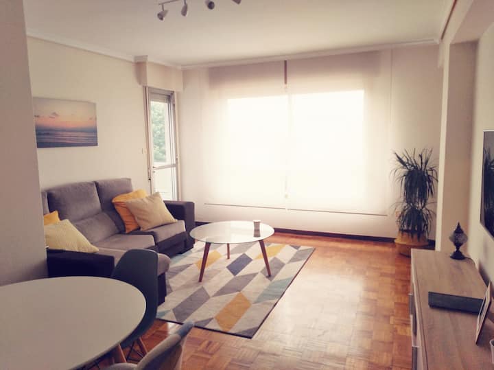 Alquiler Piso Grande Y Próximo Al Centro - Vigo