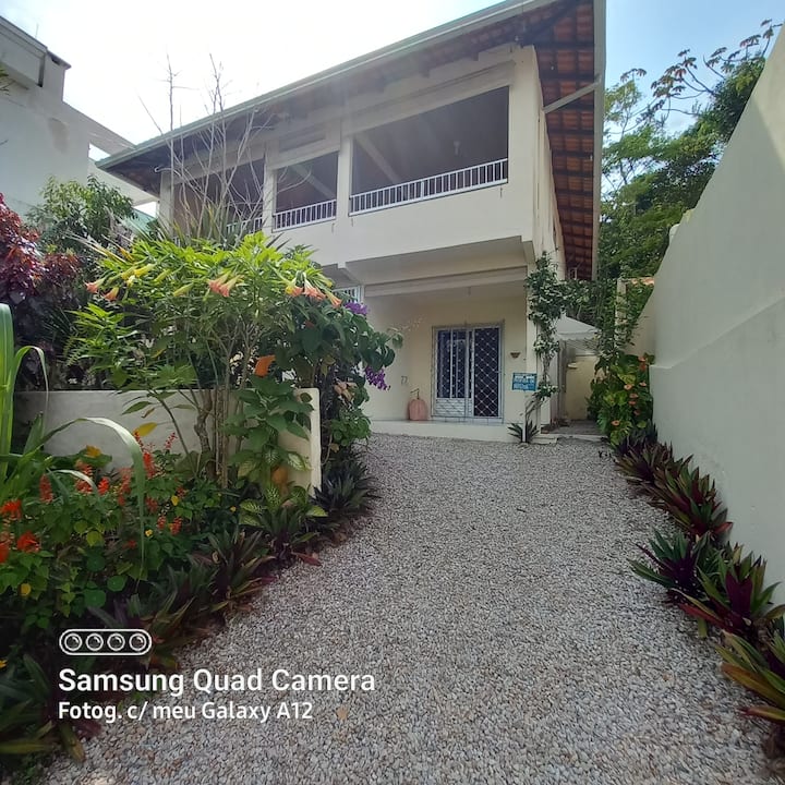 Este é Para Você/apt1a/praia/centro/garagem/sombra - Bombinhas