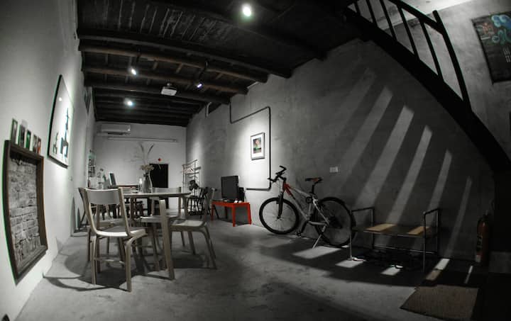 ★Private House★ ★Historical Hut  Since 1897★ - 安南區