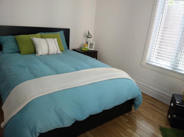 Centre-ville Village (Quartier Gai) - Montreal