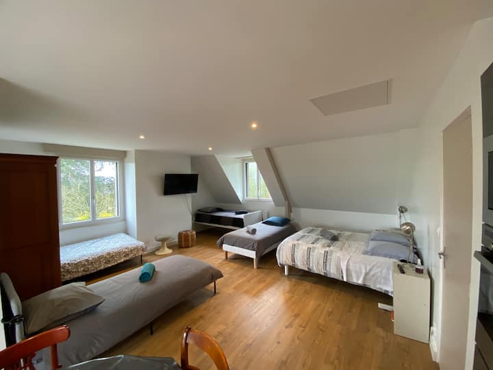 Loue Studio De 45m2 - Montfort-sur-Meu