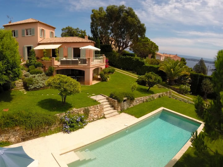 Villa In Super Cannes (Cote D'azur) - Mougins