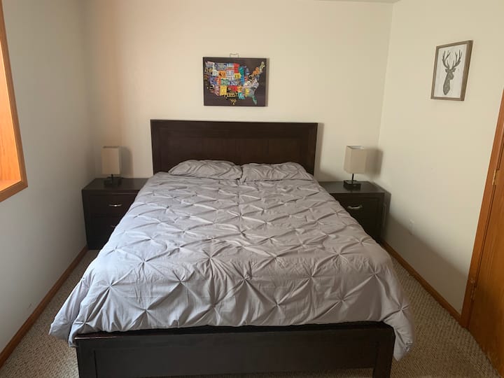 Private Room And Living Area In Quiet Neighborhood - Fort Collins, CO