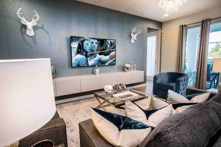 Luxury White Rose Villa At Sonoma Resort - Kissimmee, FL