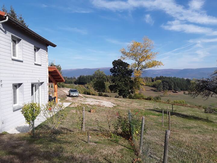Gite Moderne Vue Magnifique Sur Les Monts Du Forez - Ambert