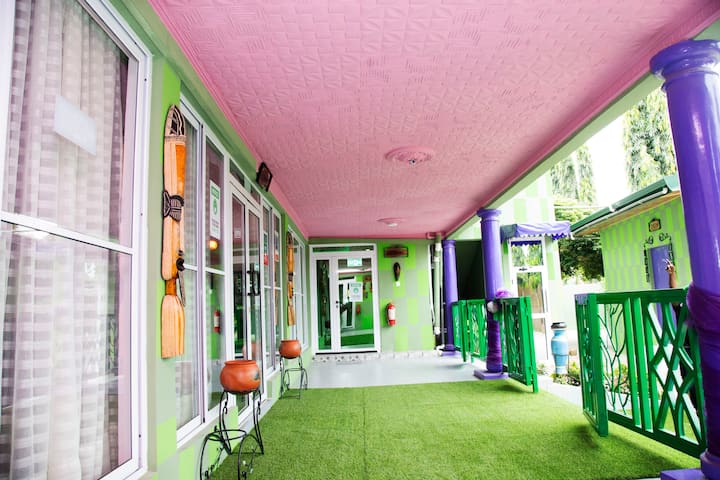 D'she Newig Guest House - Accra