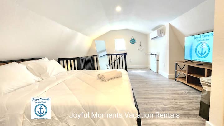 #79 Guest House Summer Loft By Joyful - Dunedin, FL