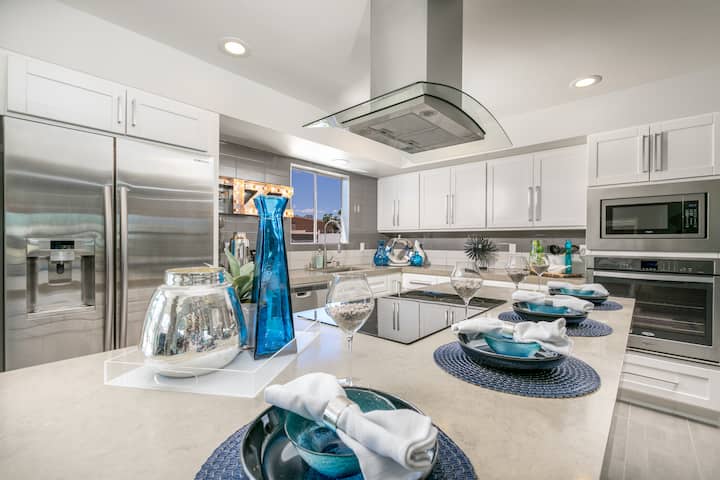 The Moderniste: Hidden Gem Close To Strip W/ Spa - 라스베이거스, NV