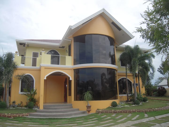 Not Available - Beautiful Vacation House For Rent - Laoag