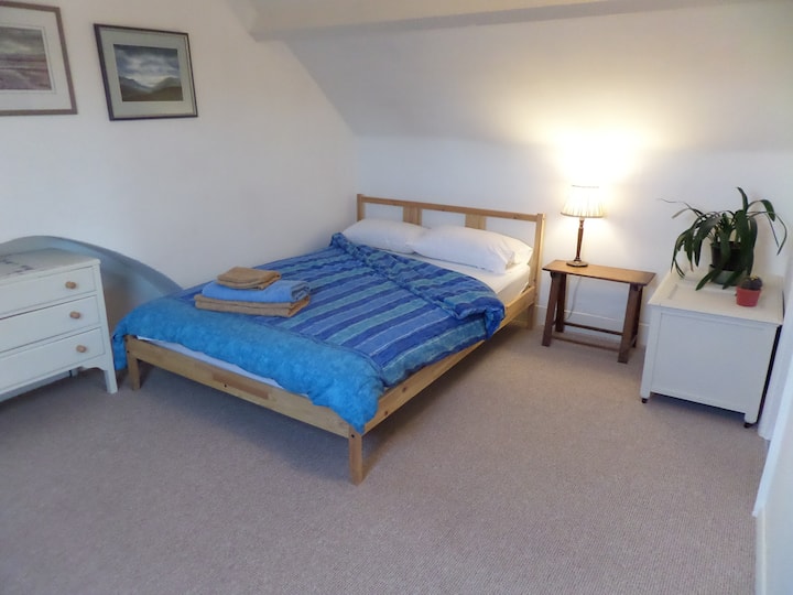 Cosy, Peaceful, Spacious En-suite Rooms! - Northampton