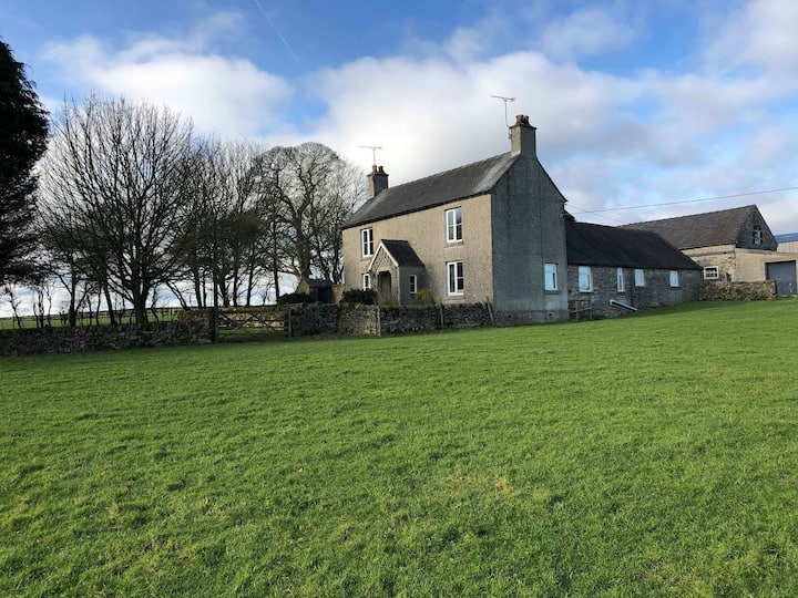 Latham Hall Farmhouse, Ashbourne - Derbyshire