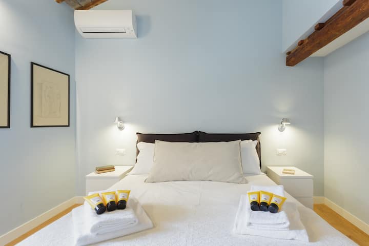 The Spanish Penthouse - Italia