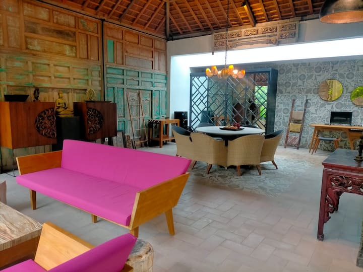 Villa Indi, Private And Arty Javanese Villa - Kretek