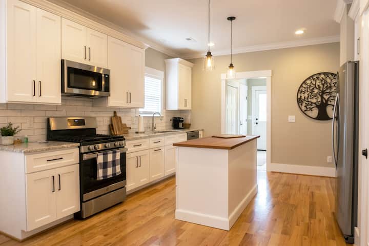 Haven House: New Home Near Downtown, Close To All! - Wilmington, NC