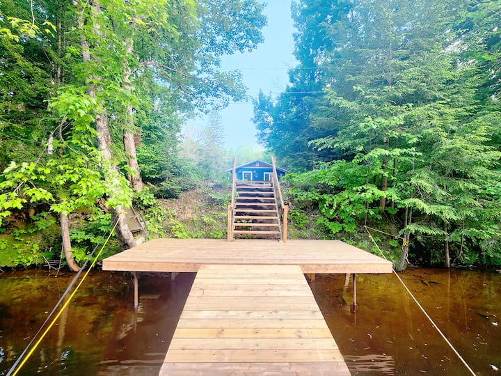Vintage Boho River-front Cottage In Muskoka - Bracebridge