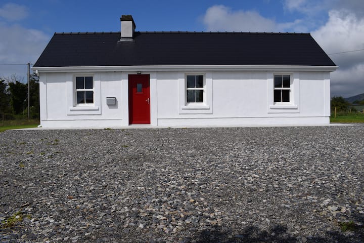 Cosy, Modern Cottage Located Near River Moy - Mayo