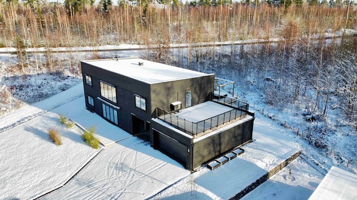 Relaxing 2br Villa W/jacuzzi • 5 Min To Ski Resort - Alvesta