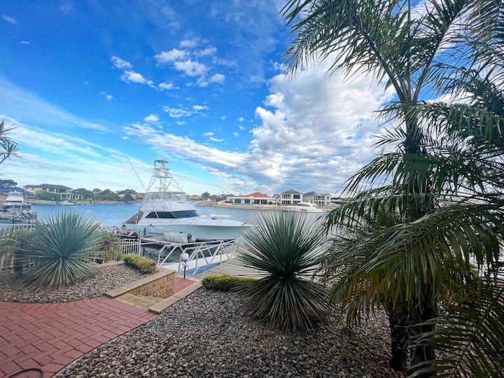 Calais Palms  ~Ocean Front~ - Port Lincoln