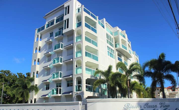 Luxury Ocean View Condo Steps From The Beach.. - Rincón