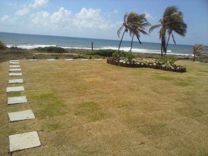 Casa Beira Mar, 4 Suítes, Piscina - Salvador