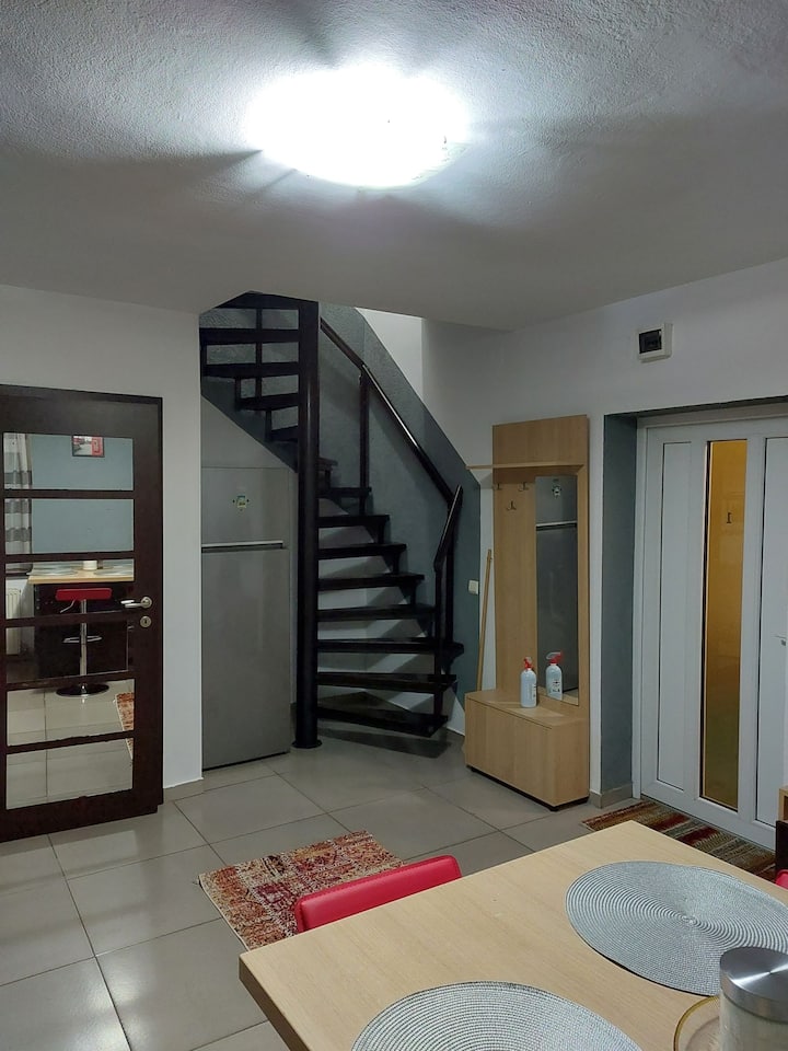 Laura 1st House - Brașov