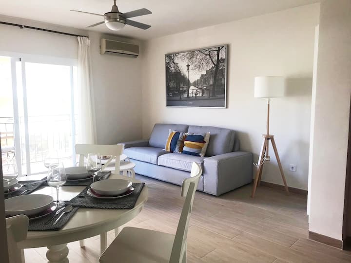 2 Bedroom Apartment In The Center Of Fuengirola - Fuengirola
